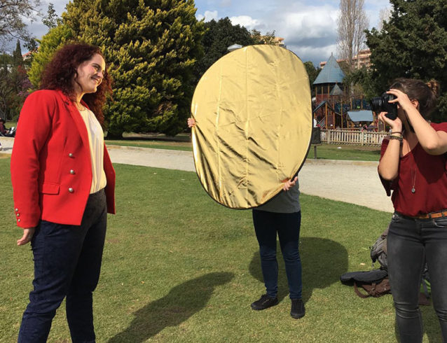 Comment améliorer vos portraits en extérieurs avec un réflecteur 5 en 1 ...
